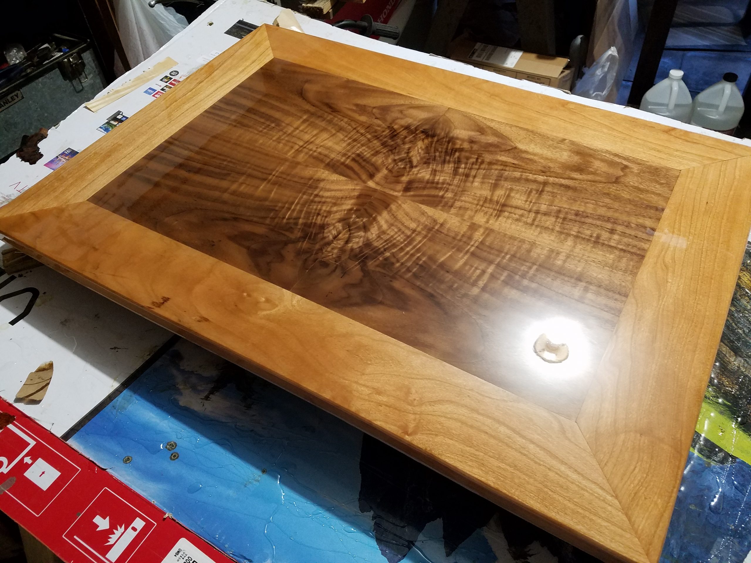 Quad-match veneer table tops – From The Forest Woodworking